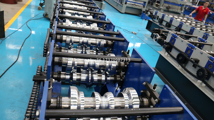 Galvanized Metal Roof Ridge Cap Roll Forming Machine For Watershed ...