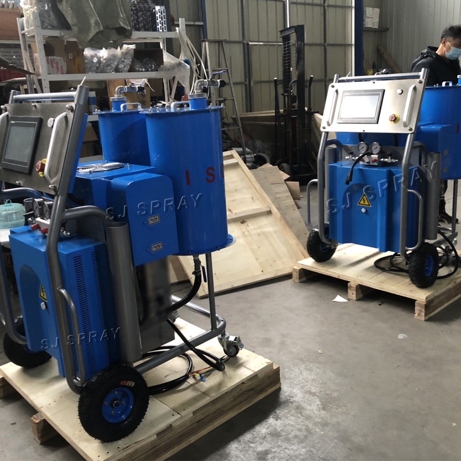 Pu Polyurethane And Polyurea Spray Foaming Machine With Charging Barrel ...