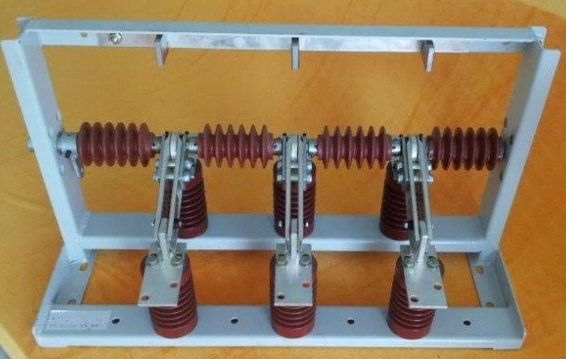 Indoor High Voltage Circuit Breaker: Isolation Interrupter Switch ...