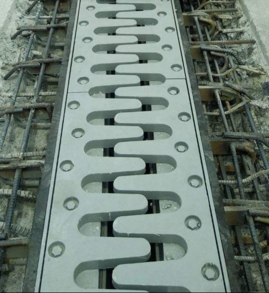 Finger Type Bridge Expansion Joint, High Quality Finger Type Bridge ...