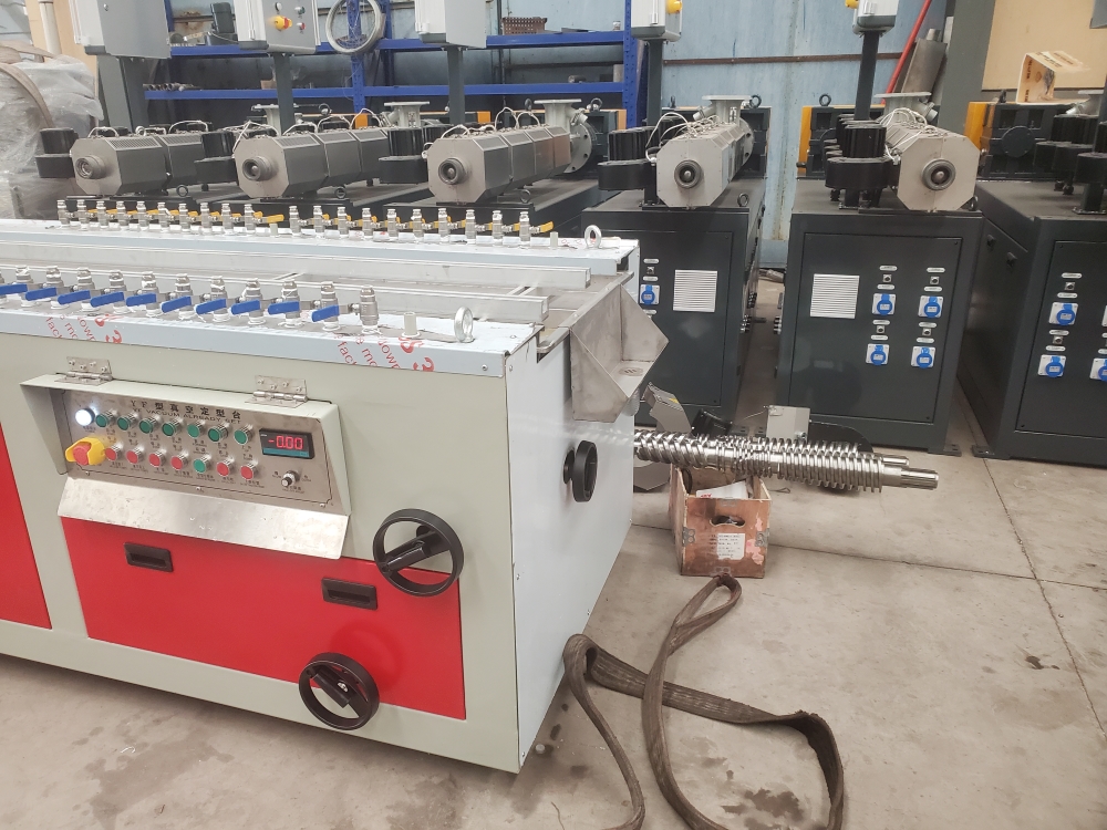 Single Screw Barrel Extruder With Vented Design, High Quality Single ...