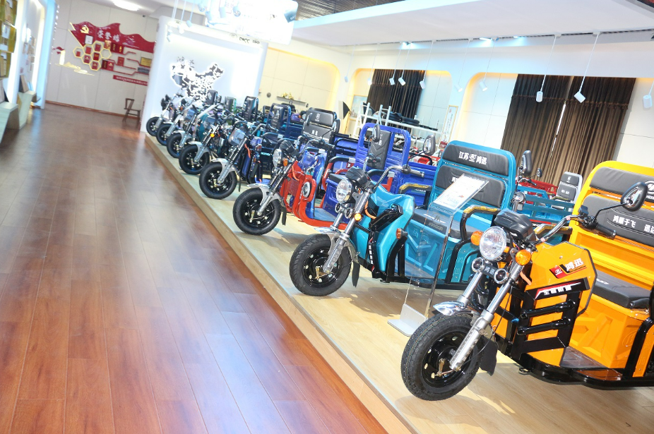 2000 W Lead Acid Battery Electric Cargo Tricycle, High Quality 2000 W Lead Acid Battery Electric ...