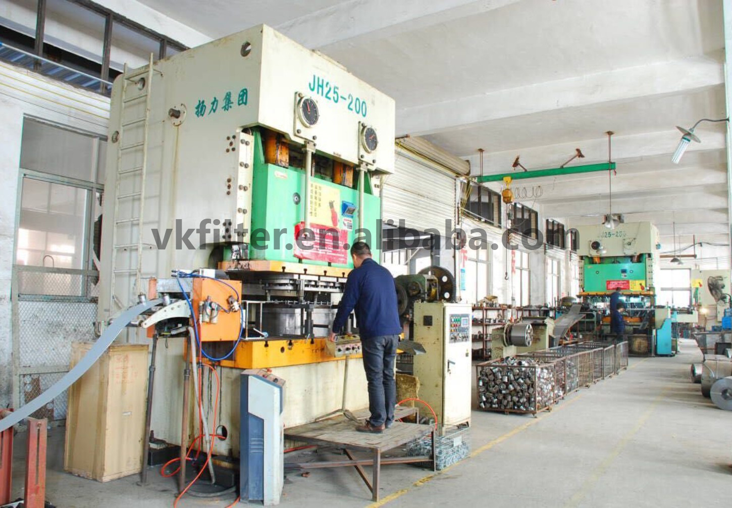 M-itsubishi 용 연료 필터-mb433425, Bossgoo.com의 고품질 M-itsubishi 용 연료 필터-mb433425