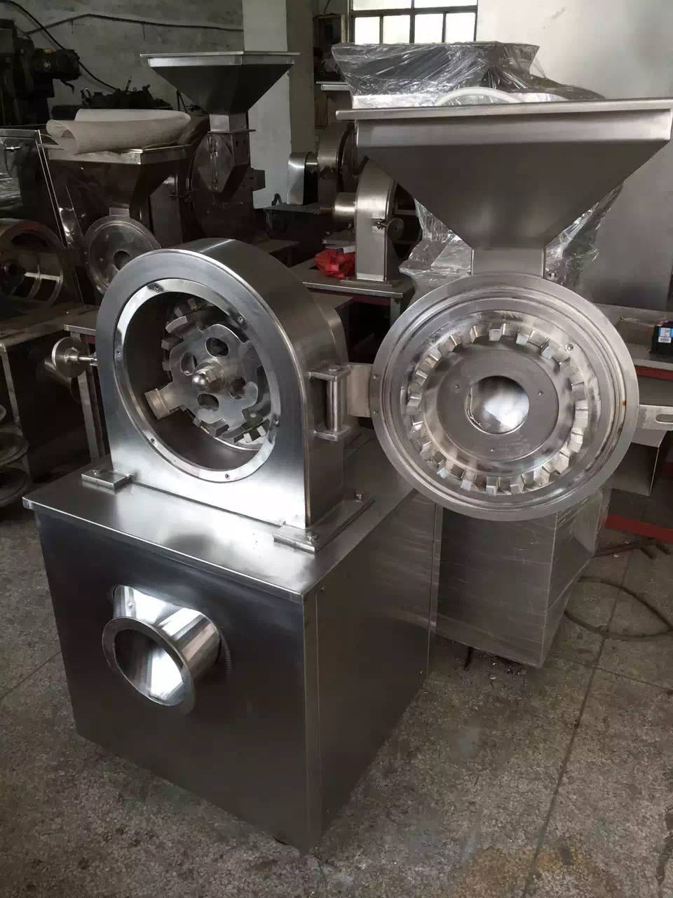 High Efficient 30b Universal Grinder Pulverizer Set For Chinese Herbs ...