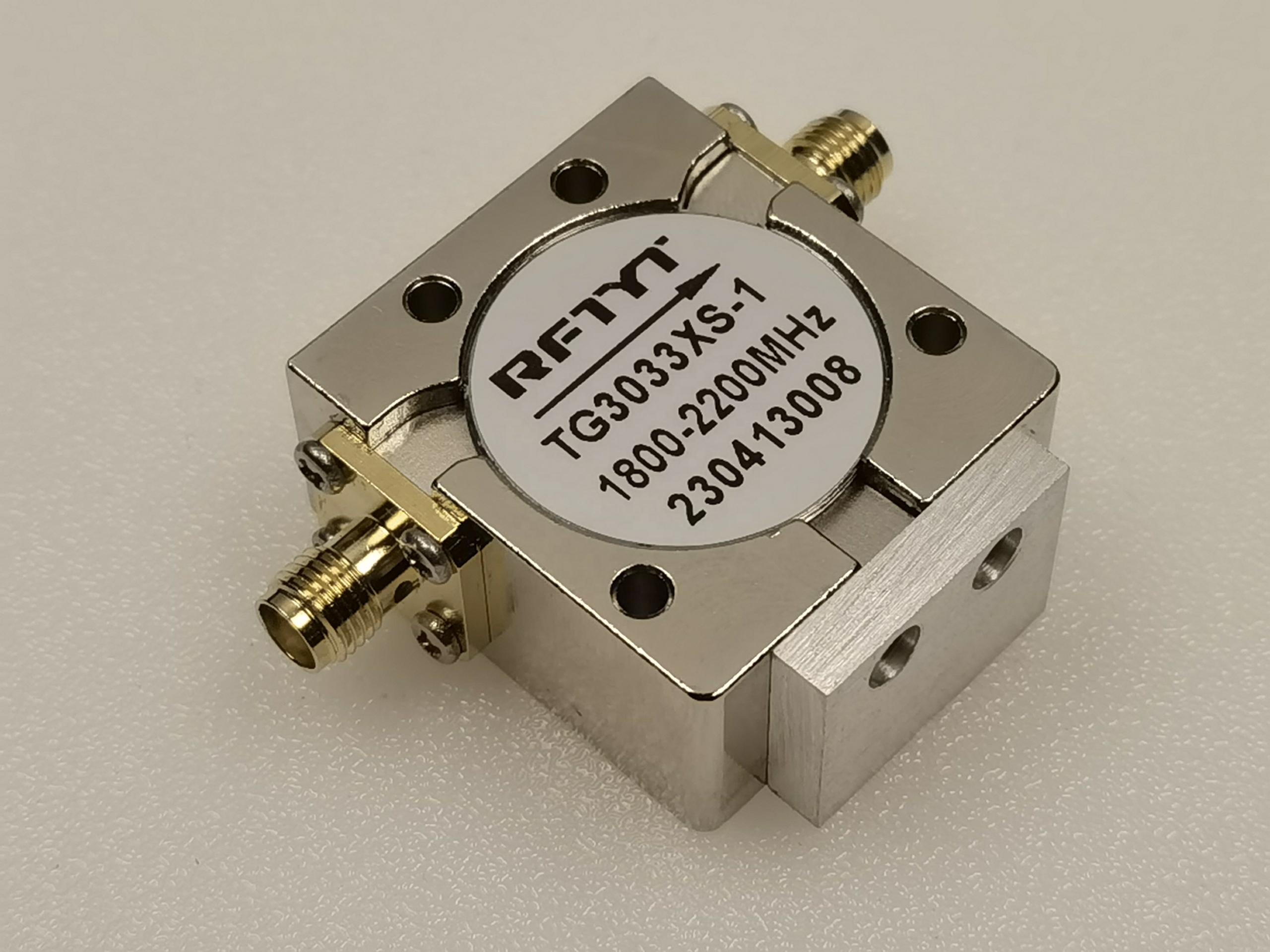 High-quality 1800-2200mhz 100w Uhf Rf Coaxial Isolator With Low ...