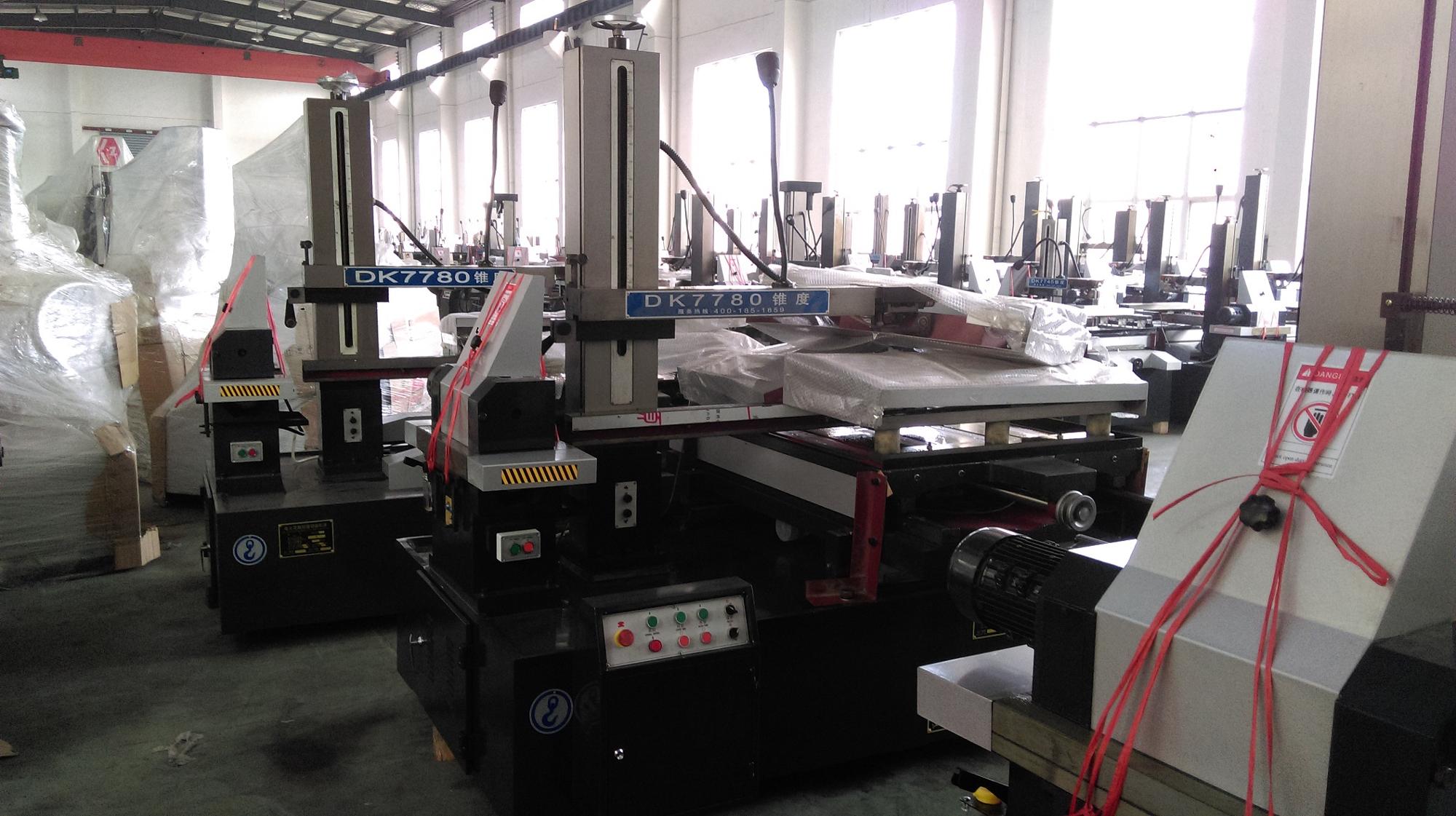 Big Size Wire Edm Machine Dk7780, High Quality Big Size Wire Edm ...