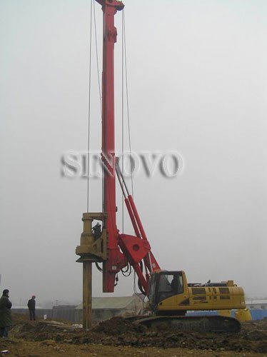 Rotary Drilling Rigs For Max Torque 200kn.m Rotating Speed 8-27rpm ...