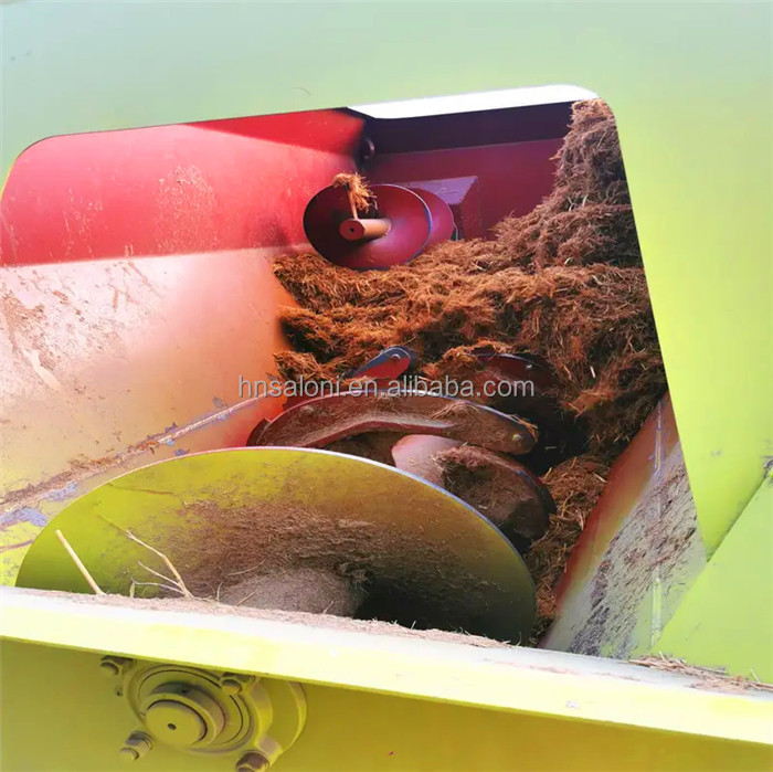 Automated Cattle Feed Spreader And Feeder Cart For Large Volume Feeding ...