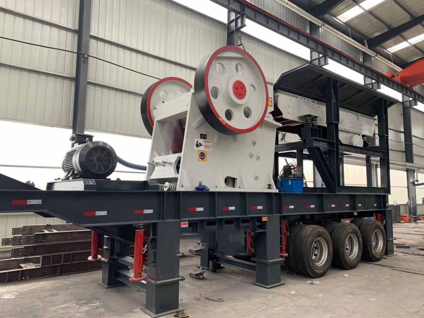 Portable Mobile Diesel Engine Mining Pe150x250 Mobile Stone Crushing ...