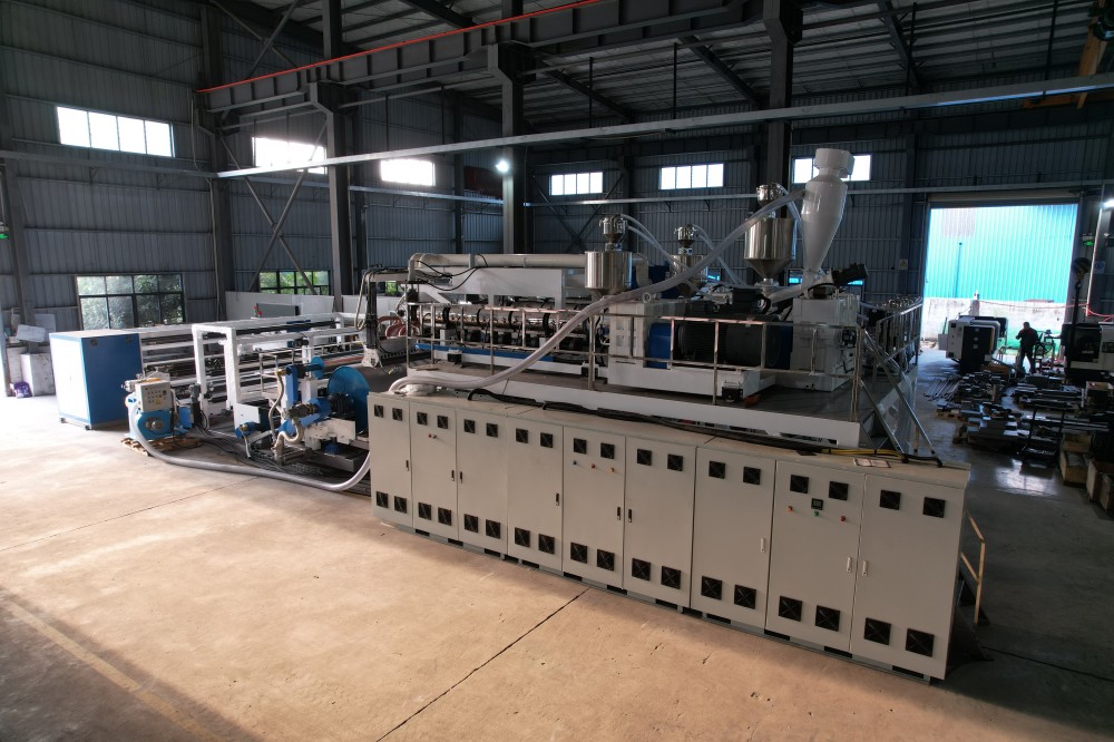 Multi layer cast film machine