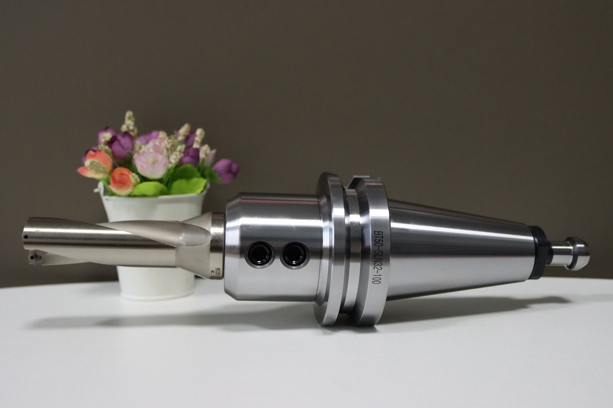 Bt30/bt40/bt50 Sln 8-42 측면 잠금 밀링 척, Bossgoo.com의 고품질 Bt30/bt40/bt50 Sln 8-42 측면 잠금 밀링 척