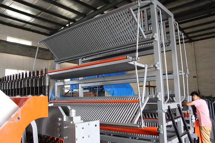 Automatic Line Wire Coil Feeding Rebar Steel Reinforcing Welded Wire ...