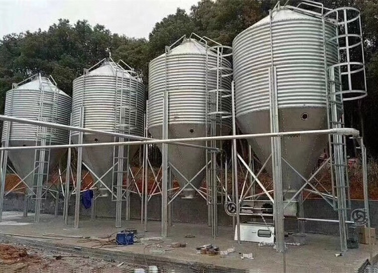 Hot Galvanized Steel Simple Silo With Cone Bottom For Caw Fodder, High ...