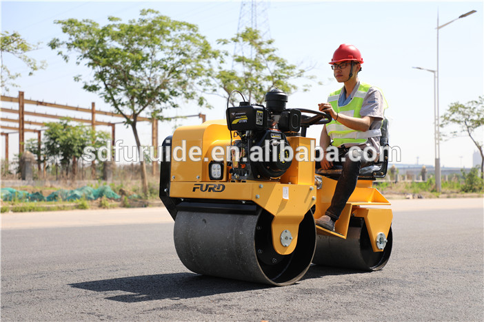 700kg Mini Double Drum Vibratory Road Roller For Soil Compaction, High ...