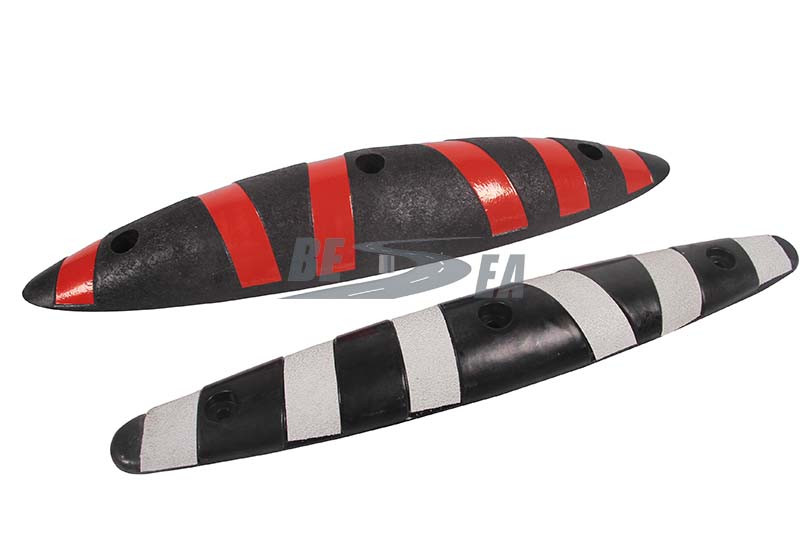 Cycle Lane Delineator Zabra Lane Separator, High Quality Cycle Lane ...