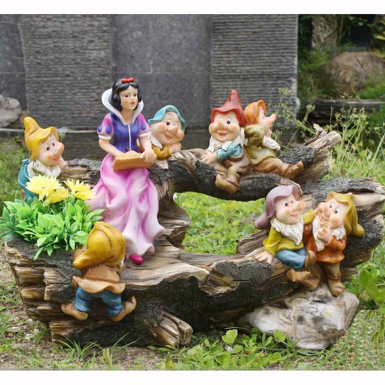 Life Size Fiberglass Snow White And Resin Seven Dwarfs Welcome Statue ...
